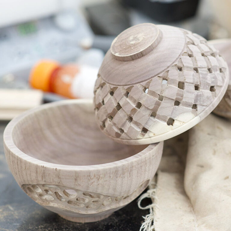 Turning Elegant Vessels & Decorative Techniques with J Paul Fennell ...