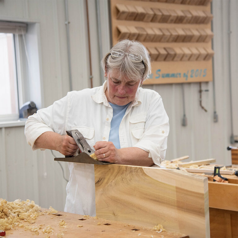 Silent Woodworking: Using Non-Electric Tools to Develop Handskills with ...